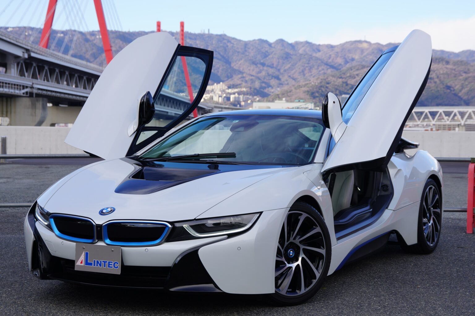 BMW i8ベースモデル （クリスタルホワイトパールエフェクト） | 外車・輸入車の買取、販売 リンテック-LINTEC-