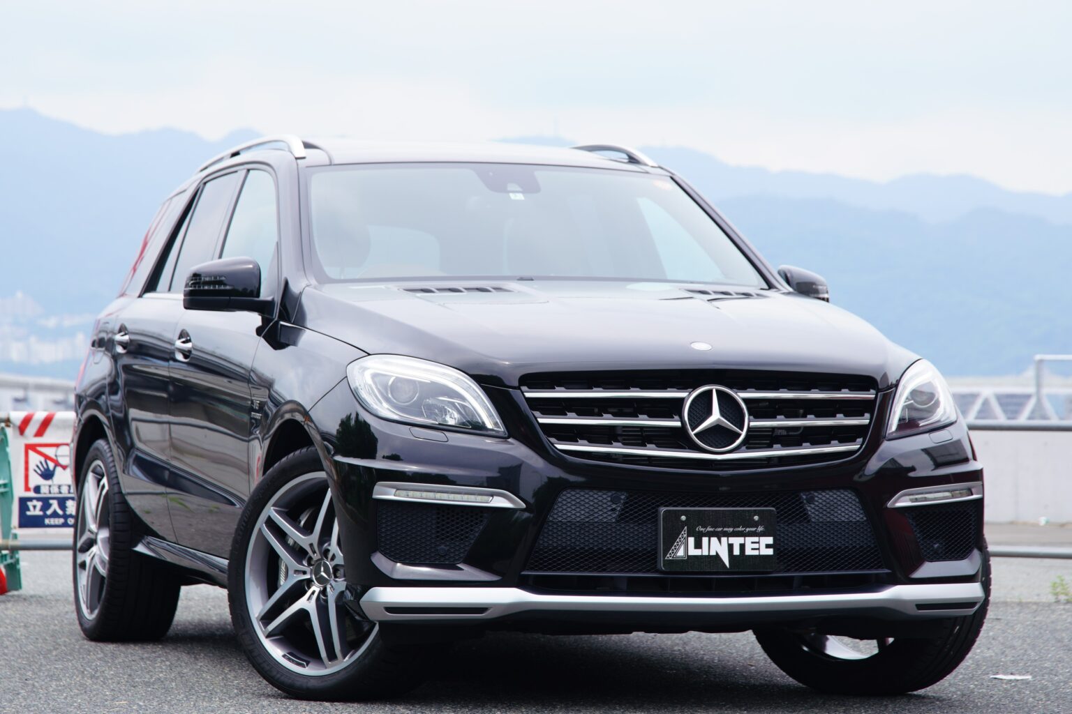 AMG MクラスML63 4WD 1年保証付 ワンオーナー デジーノエクスクルーシブPKG（オブシディアンブラック） | 外車・輸入車の買取 ...