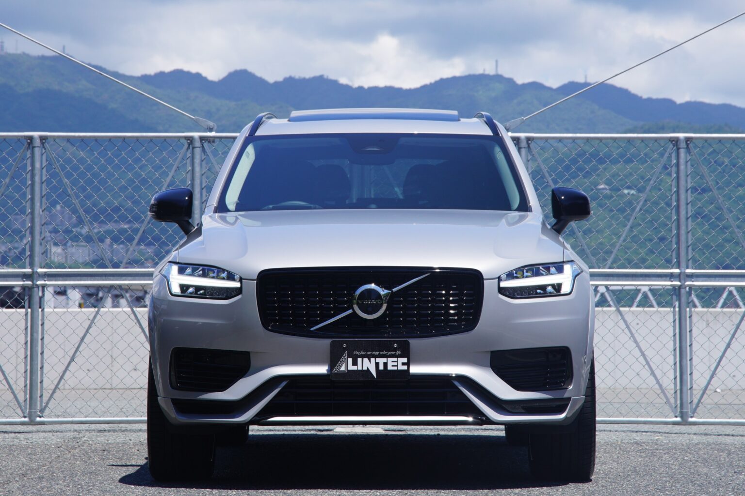 ボルボ XC90 リチャージ アルティメット T8 AWD プラグイン ハイブリッド 4WD 登録済未使用車 B&Wサウンドシステム ...